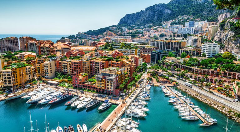 Księstwo Monako: Kasyno, Monte Carlo i tor F1 – musisz to zobaczyć!