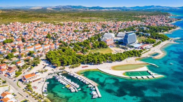 Wszystko, co musisz wiedzieć o Vodicach – plaże, atrakcje | NaWakacje.eu