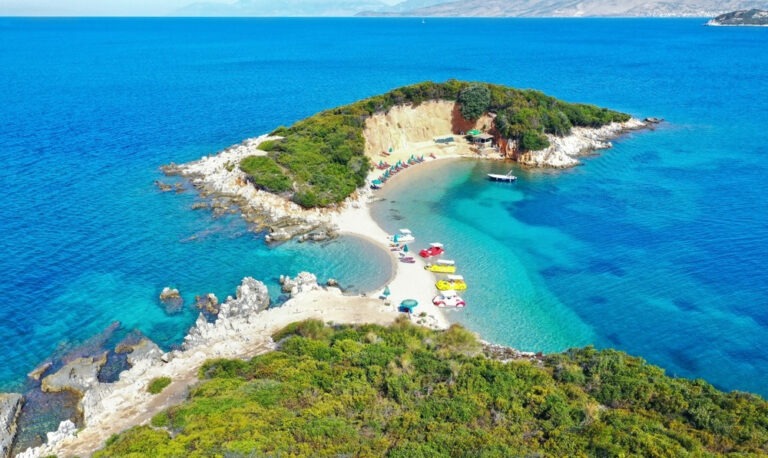 Ksamil – nadmorskie miasteczko nazywane albańskim rajem! | NaWakacje.eu